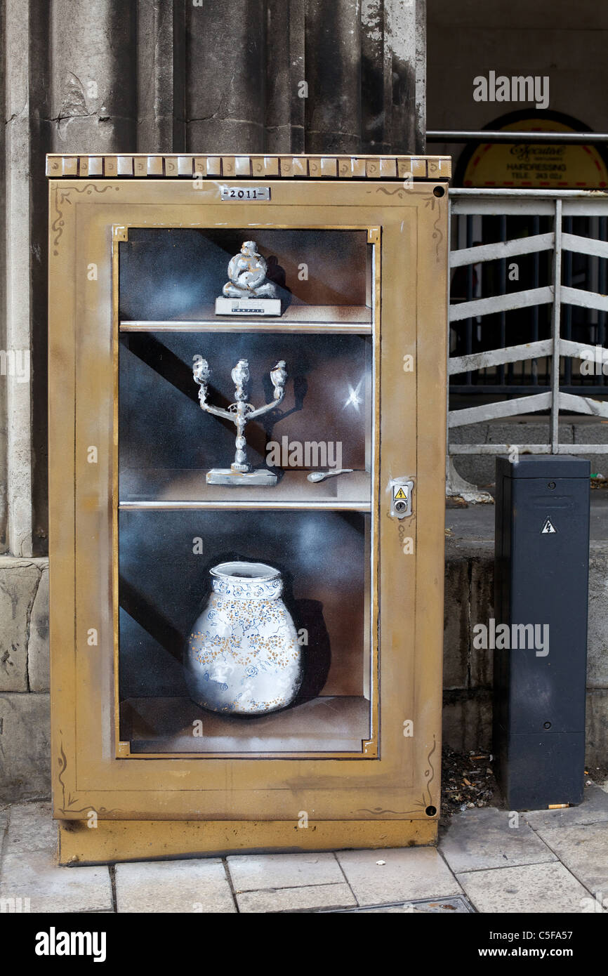 Scatole di giunzione a Leeds, West Yorkshire diventano opere d'arte ...