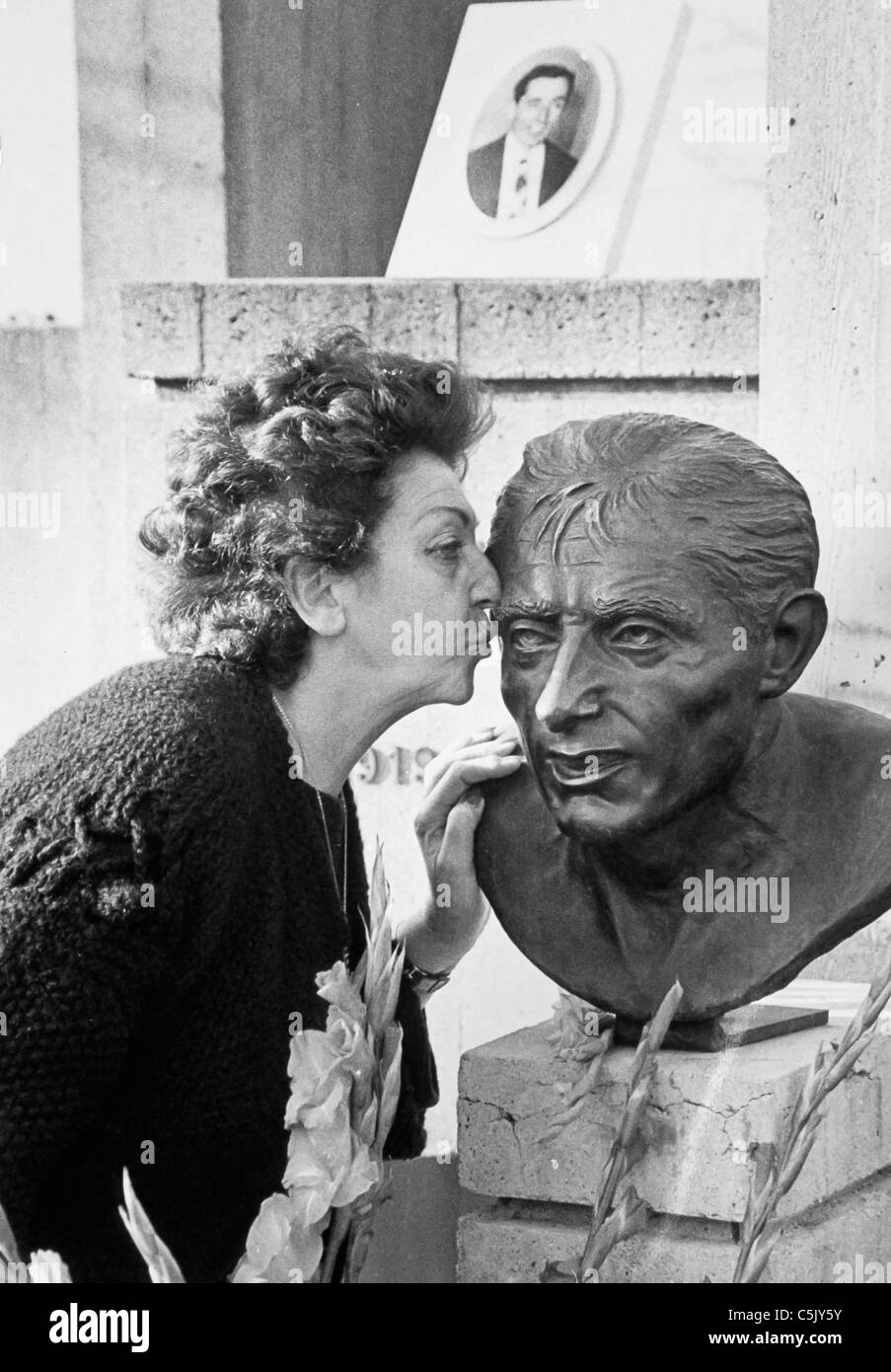 Giulia occhini la withe lady e fausto coppi Foto stock - Alamy