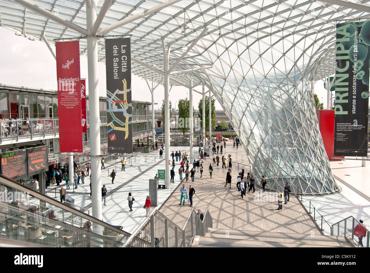 Fiera rho milano immagini e fotografie stock ad alta risoluzione - Alamy