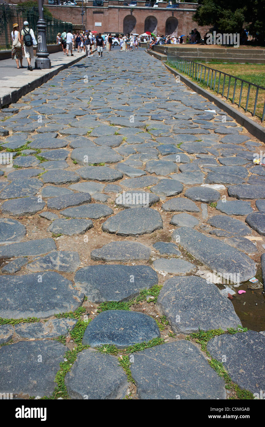 Archeologia stradale romana immagini e fotografie stock ad alta ...