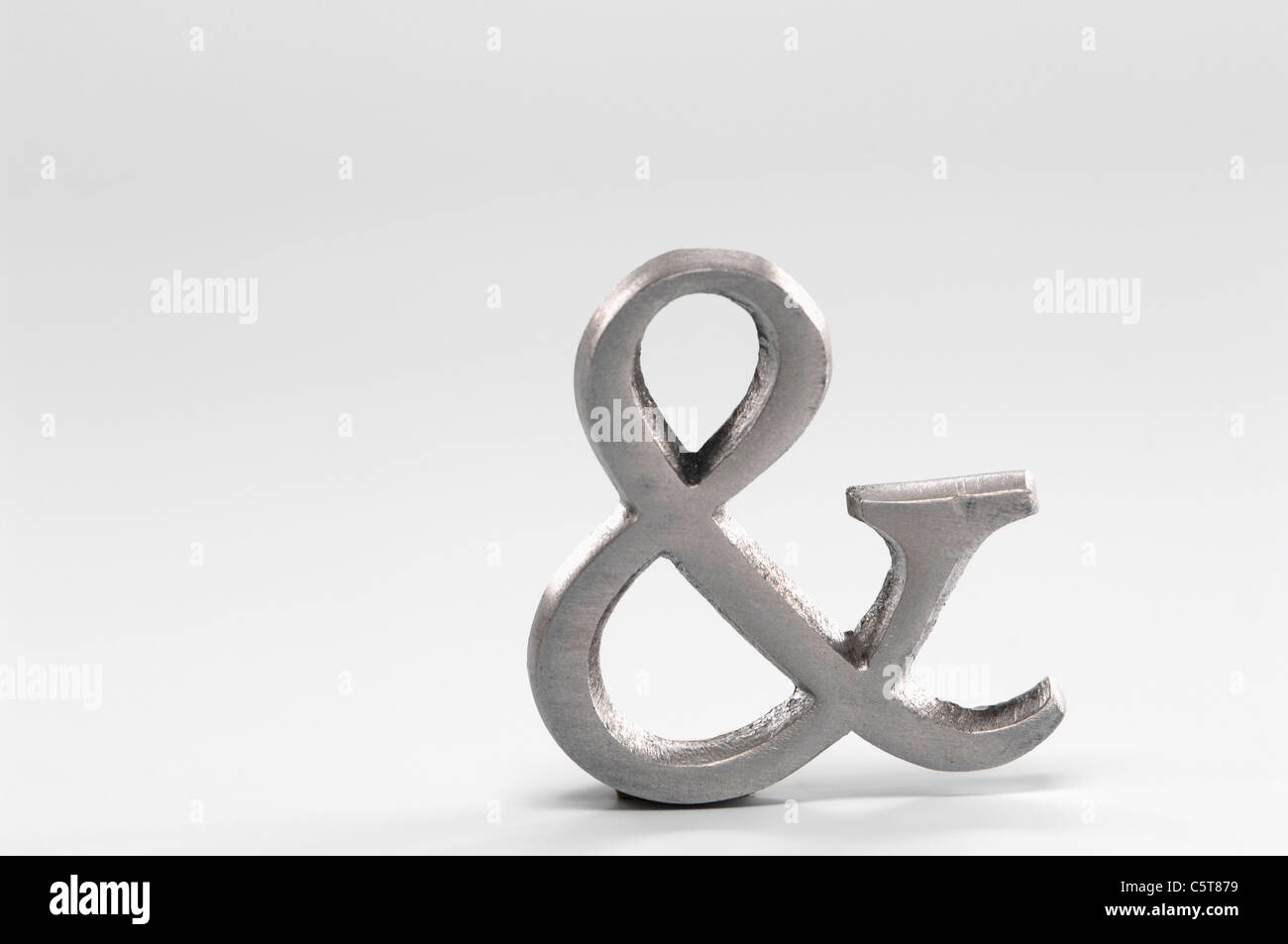 Simbolo e commerciale immagini e fotografie stock ad alta risoluzione ...