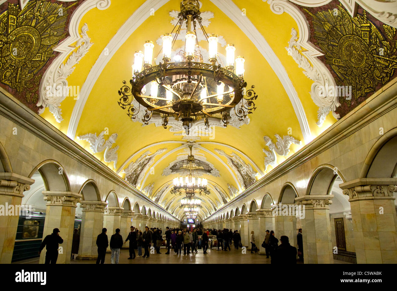 Komsomolskaya La stazione della metropolitana di Mosca, Russia Foto ...
