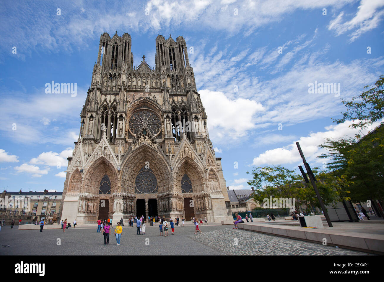 Cattedrale di reims statue immagini e fotografie stock ad alta ...