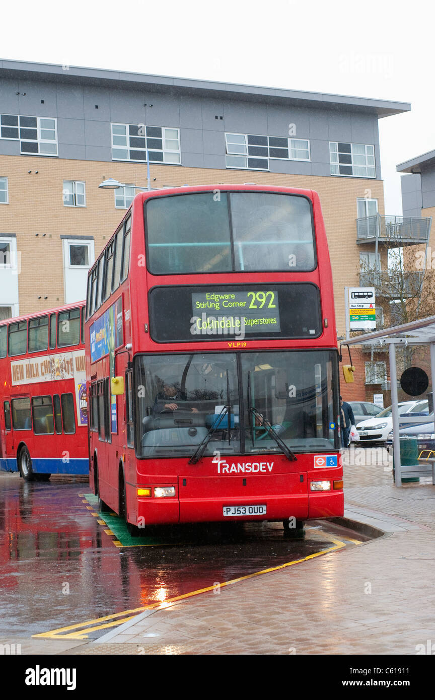 Autobus transdev a due piani immagini e fotografie stock ad alta ...