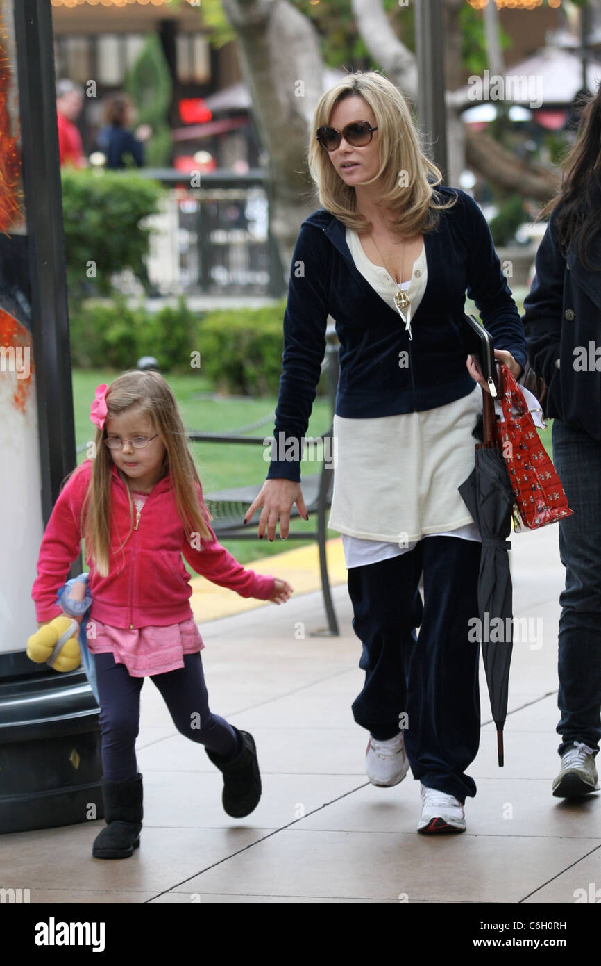 Amanda Holden e la figlia Alexa Hughes di shopping per la giornata a ...