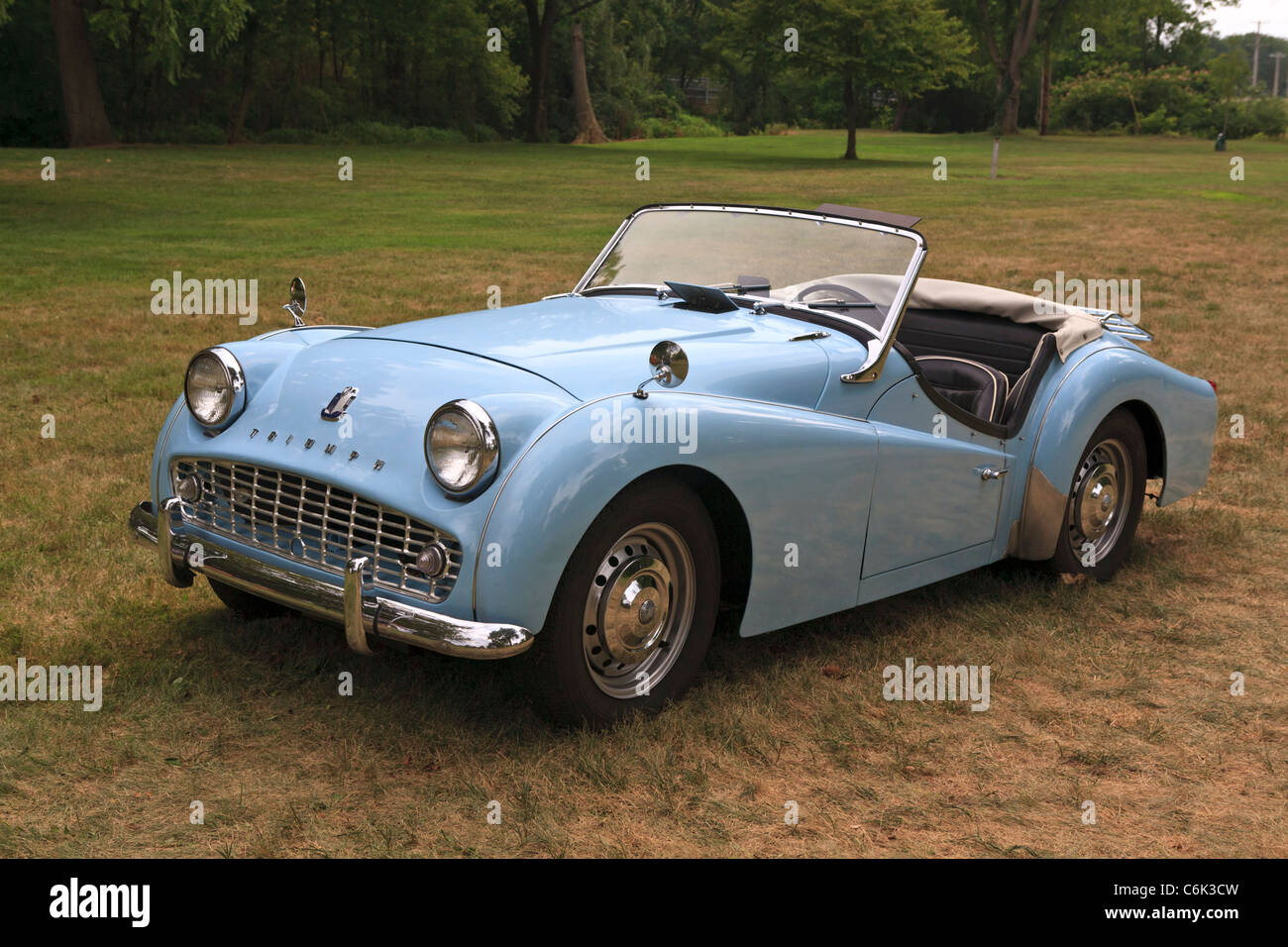 Triumph auto automobile car immagini e fotografie stock ad alta ...