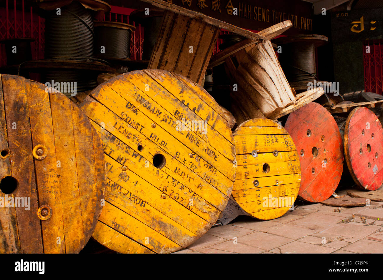 Tamburi per cavi immagini e fotografie stock ad alta risoluzione - Alamy
