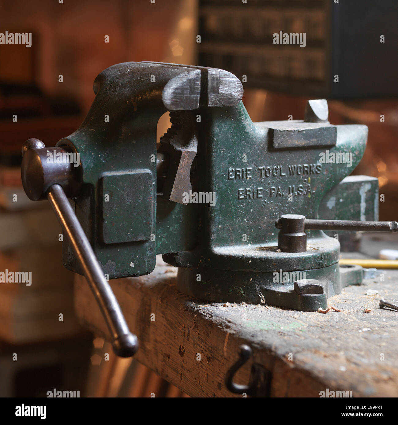Morsa da officina immagini e fotografie stock ad alta risoluzione - Alamy