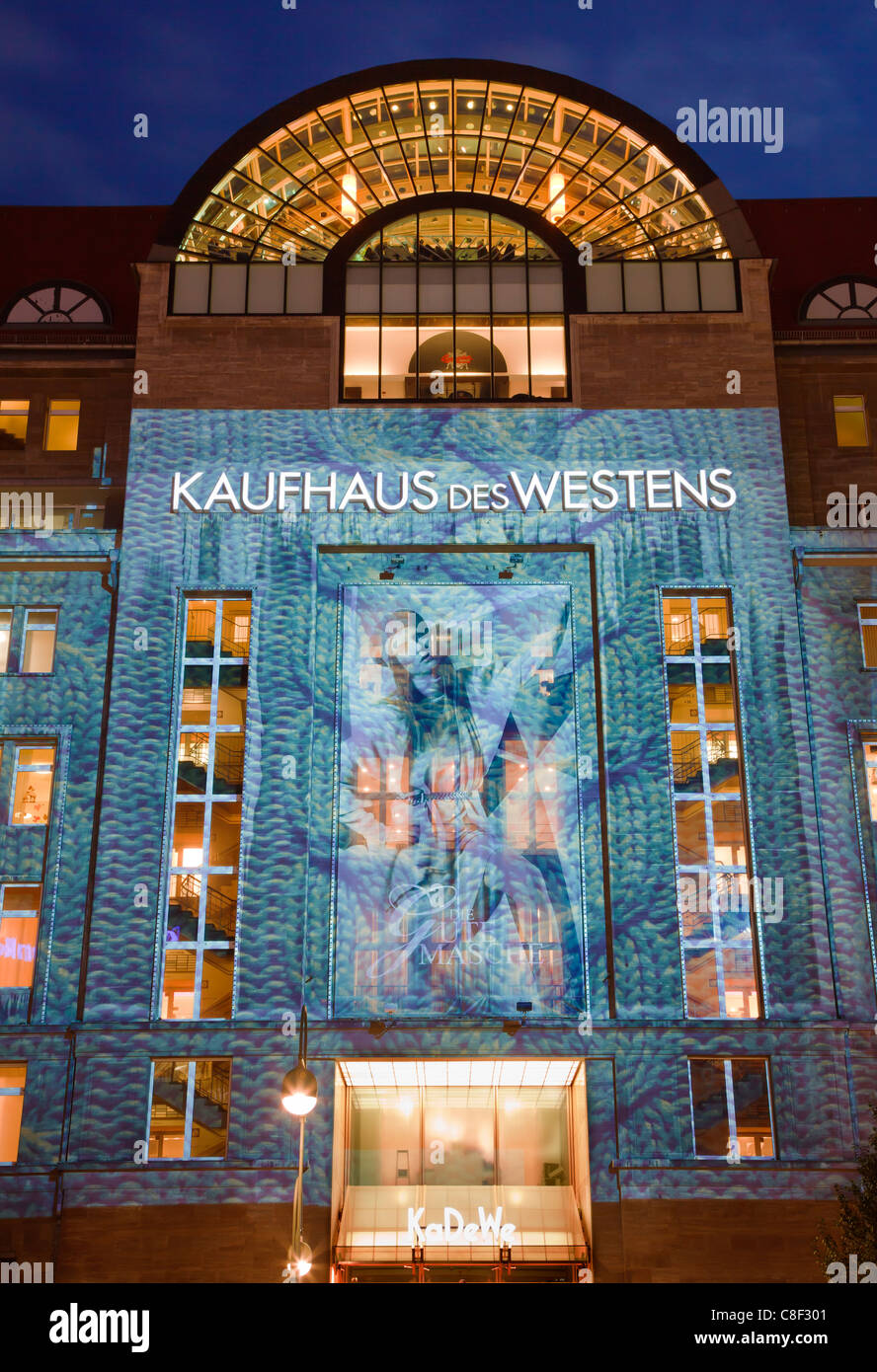 Europa kaufhaus immagini e fotografie stock ad alta risoluzione - Alamy