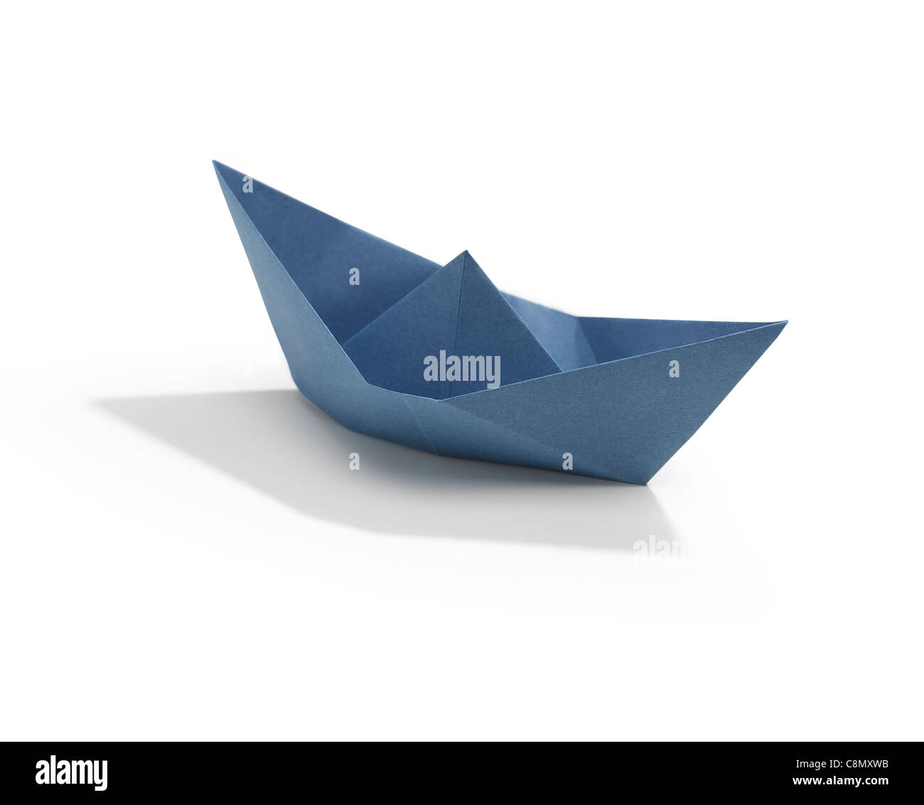 Barca di carta origami immagini e fotografie stock ad alta risoluzione ...