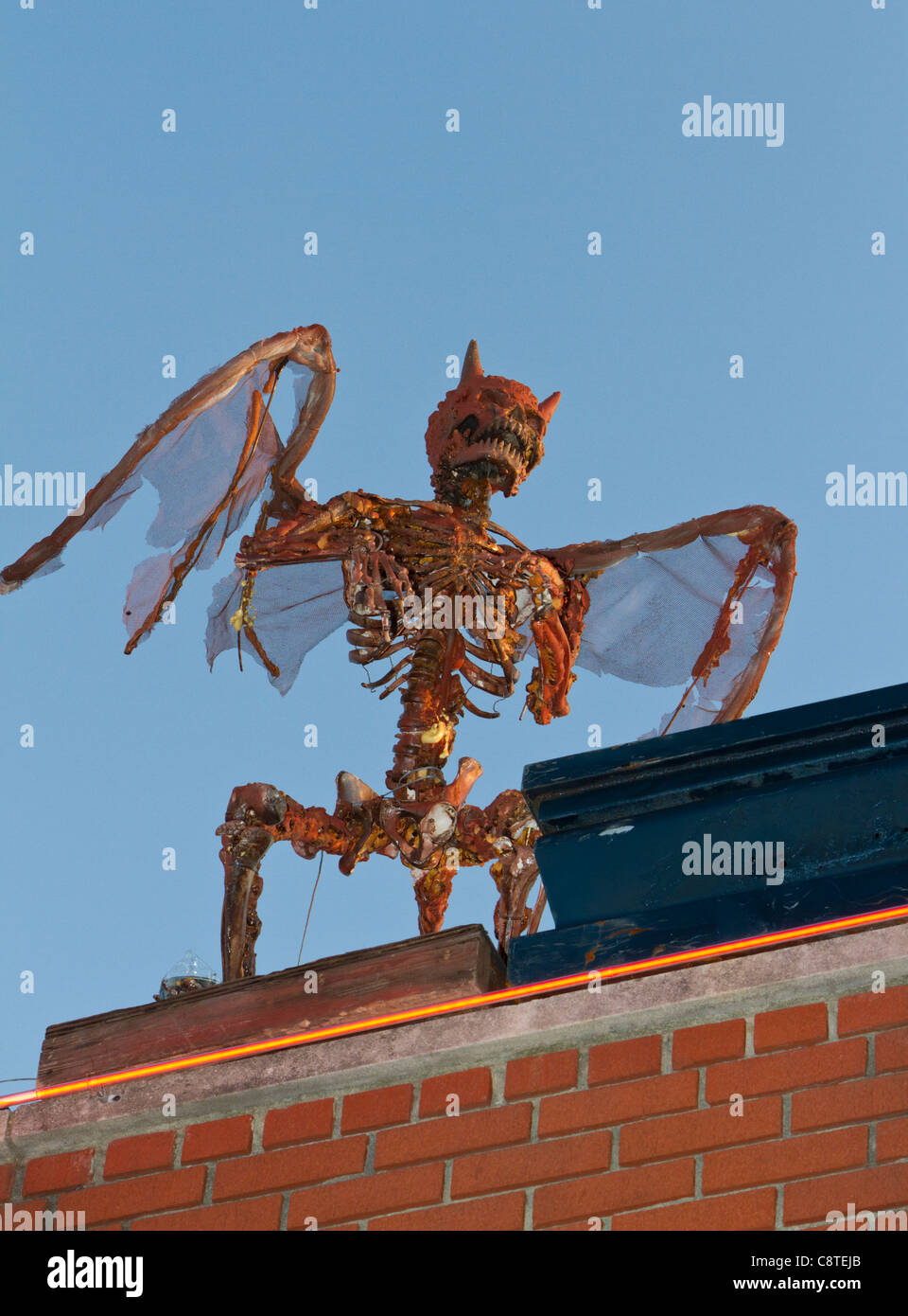 Demone o diavolo alato immagini e fotografie stock ad alta risoluzione ...