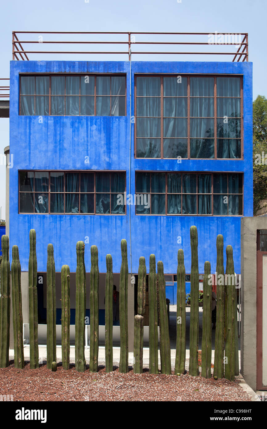 La Casa Azul o il Blue House Coyoacan - Museo Casa Estudio Diego Rivera ...