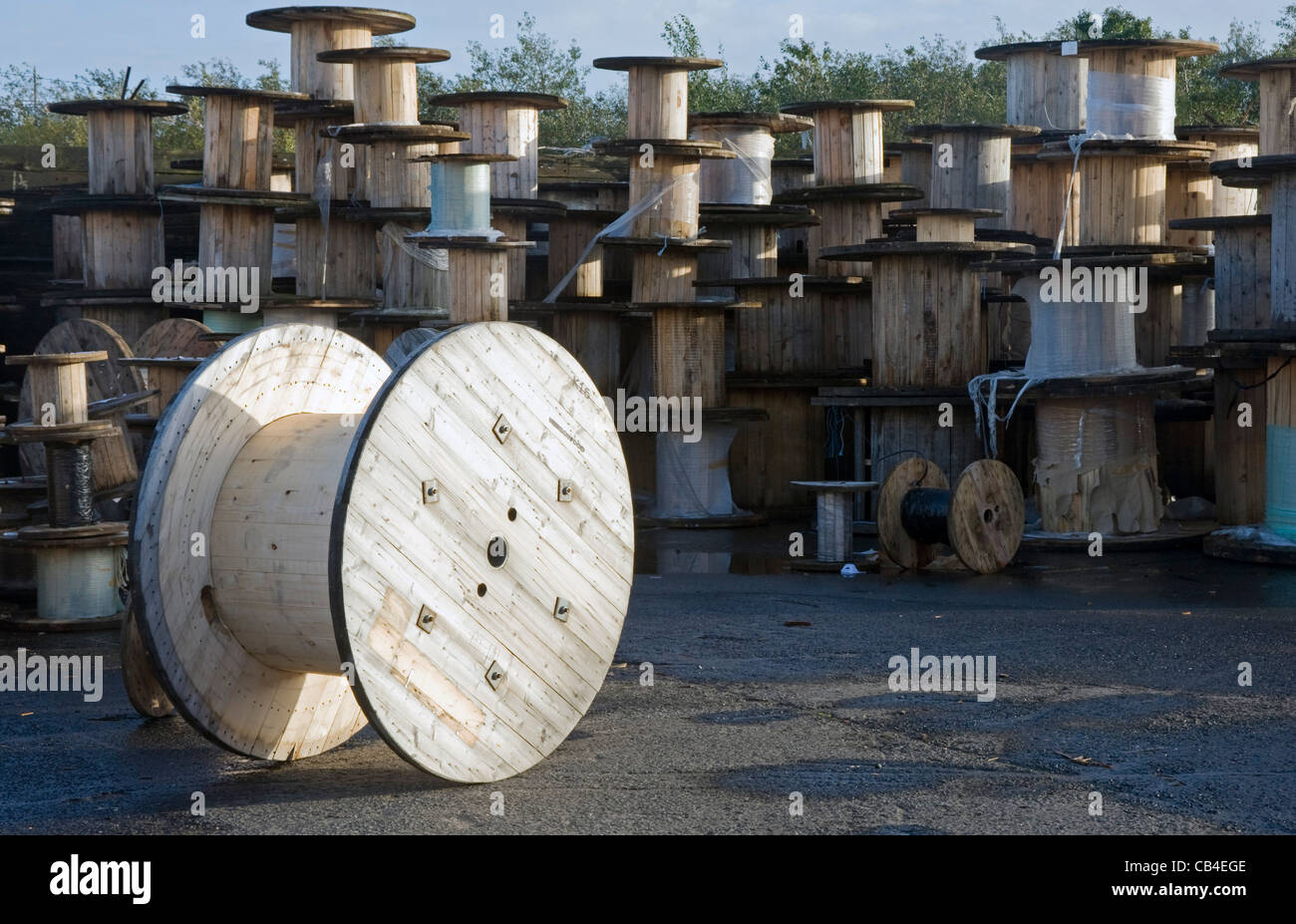 Tamburi per cavi immagini e fotografie stock ad alta risoluzione - Alamy