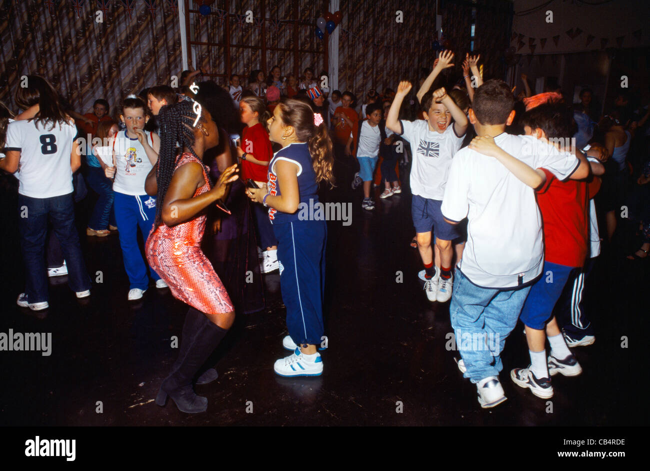Festa in discoteca immagini e fotografie stock ad alta risoluzione - Alamy