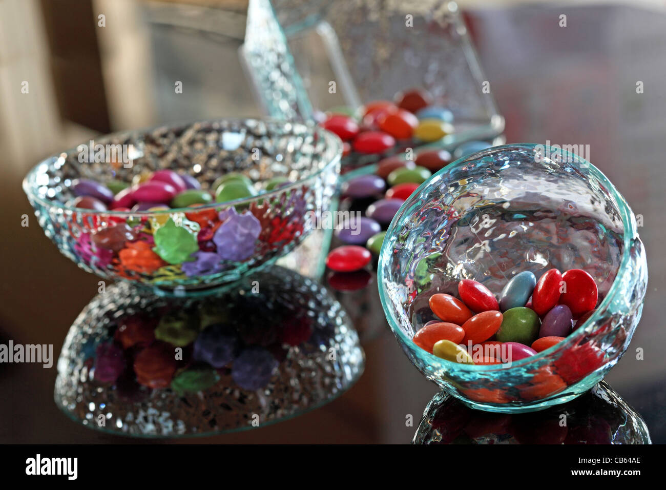 Smarties marroni immagini e fotografie stock ad alta risoluzione - Alamy