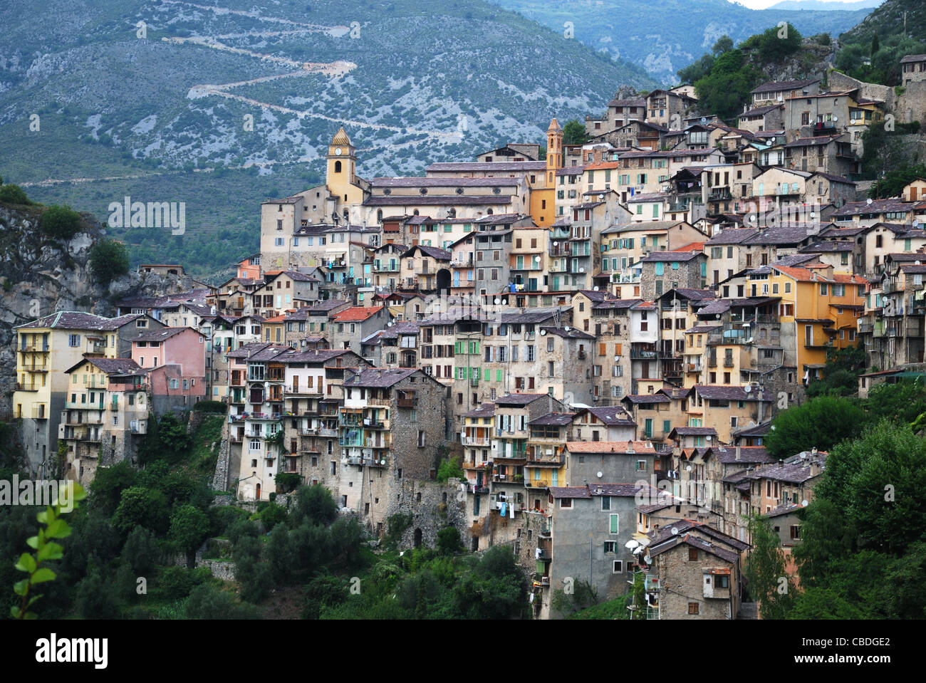 Villaggio medievale arroccato immagini e fotografie stock ad alta risoluzione - Alamy