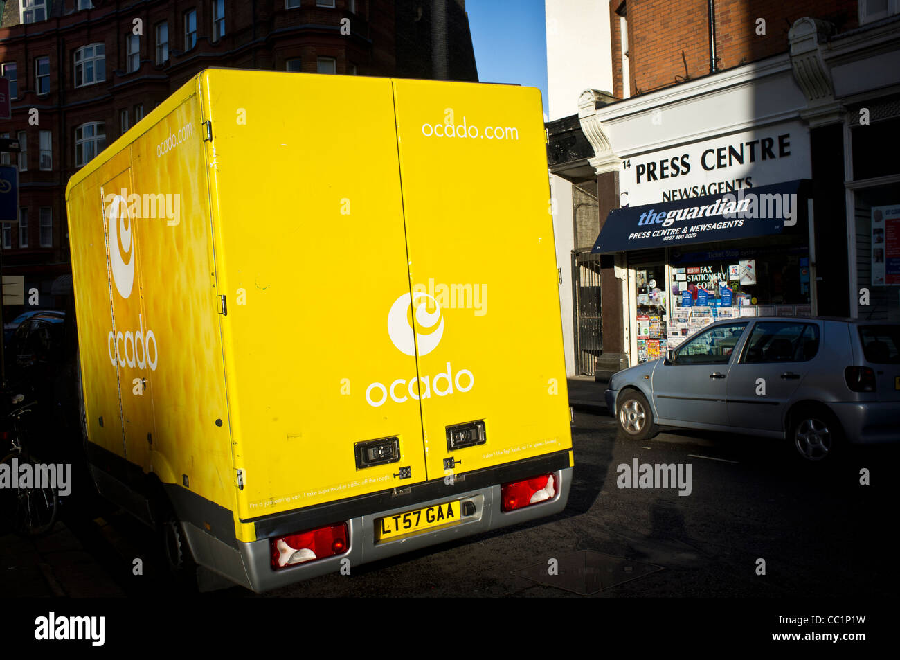 Supermercato ocado immagini e fotografie stock ad alta risoluzione - Alamy