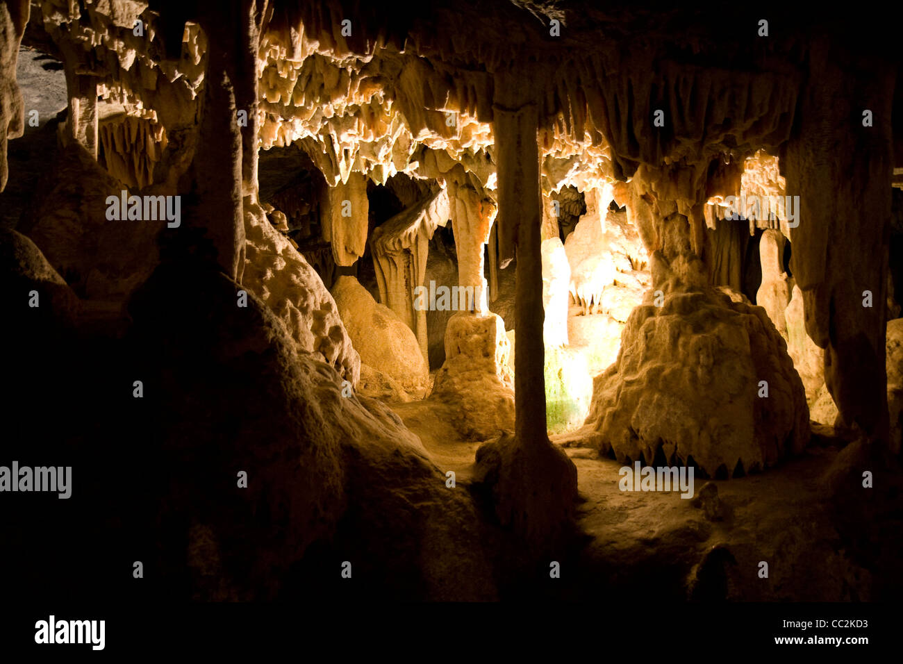 Grotte aperte immagini e fotografie stock ad alta risoluzione - Alamy