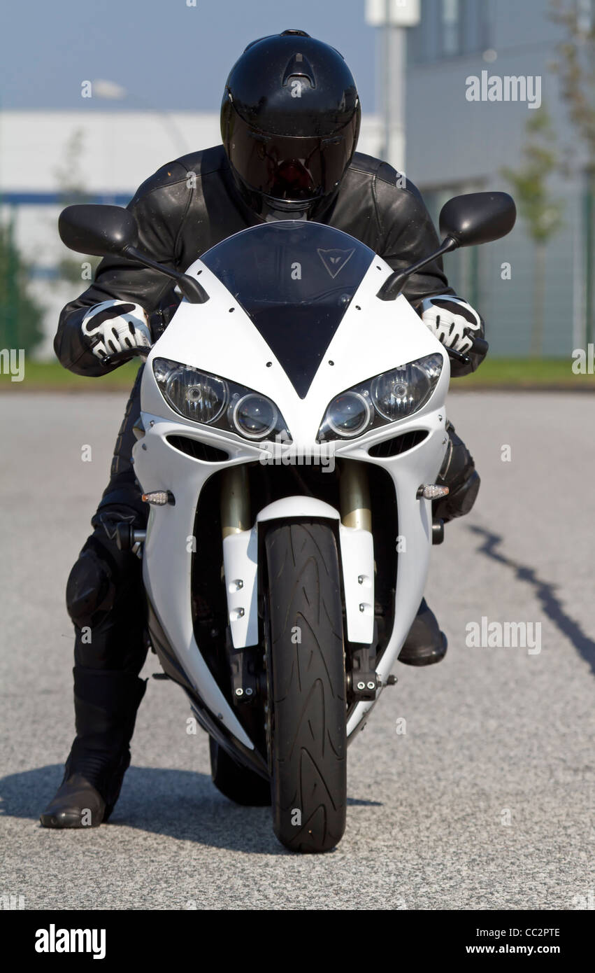 Motociclista del timone immagini e fotografie stock ad alta risoluzione ...