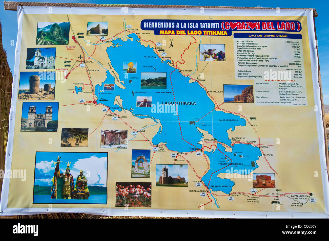 Il Perù, il lago Titicaca. Uros mappa dell'isola Foto stock - Alamy