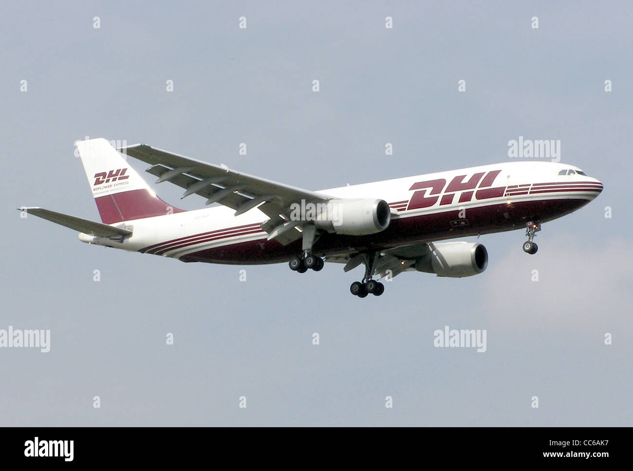 DHL Airbus A300B4-200F (registrazione D-AEAF), un aereo cargo dedicato ...