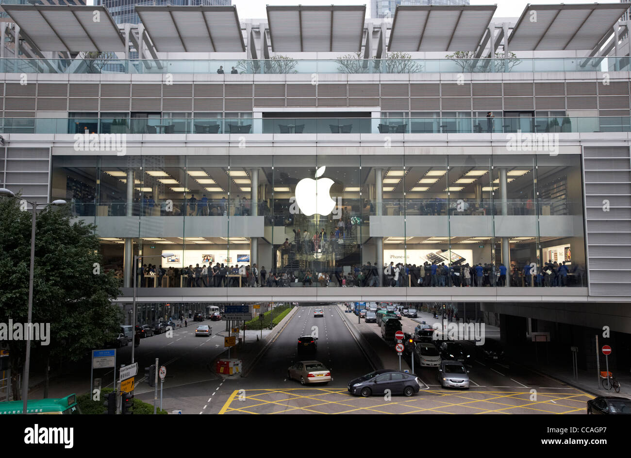 L'apple store in ifc mall in central hong kong RAS di Hong kong cina asia Foto stock - Alamy