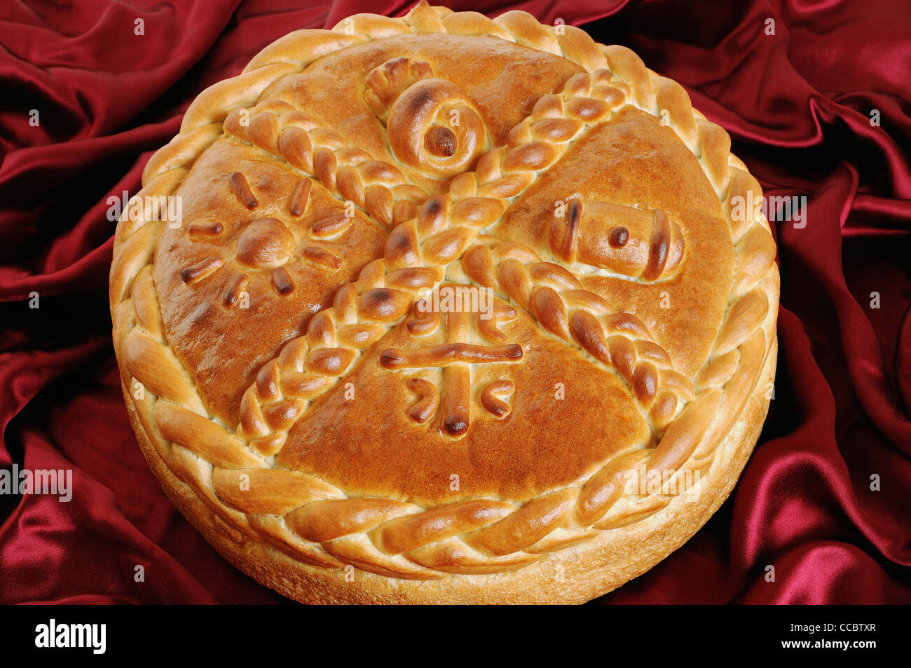 Serbo-ortodossa tradizionale pane di Natale noto come un Cesnica Foto ...