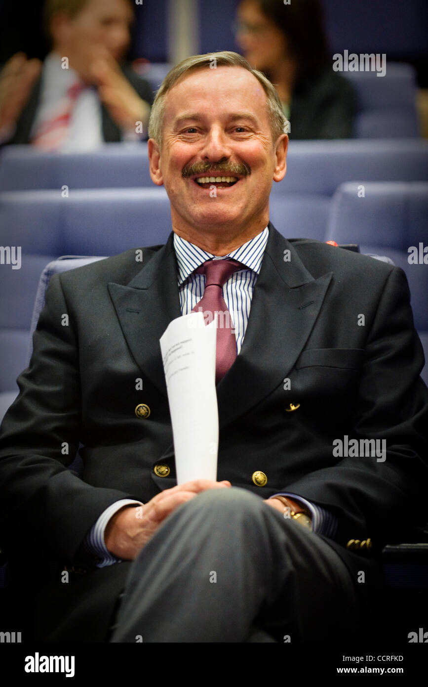 Il Commissario europeo per i trasporti , estone, Sim Kallas dà una ...