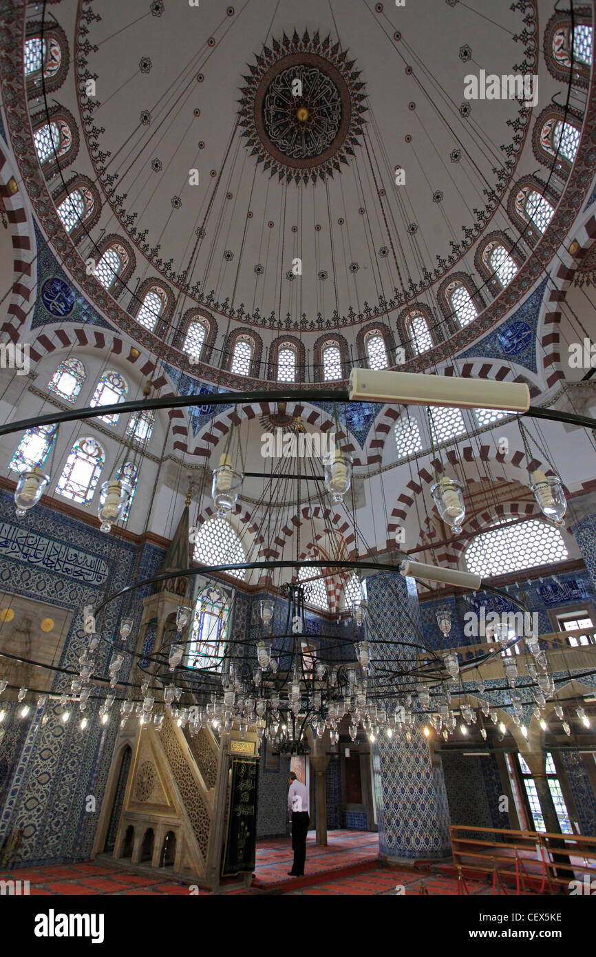 Rustem pasa mosque immagini e fotografie stock ad alta risoluzione - Alamy