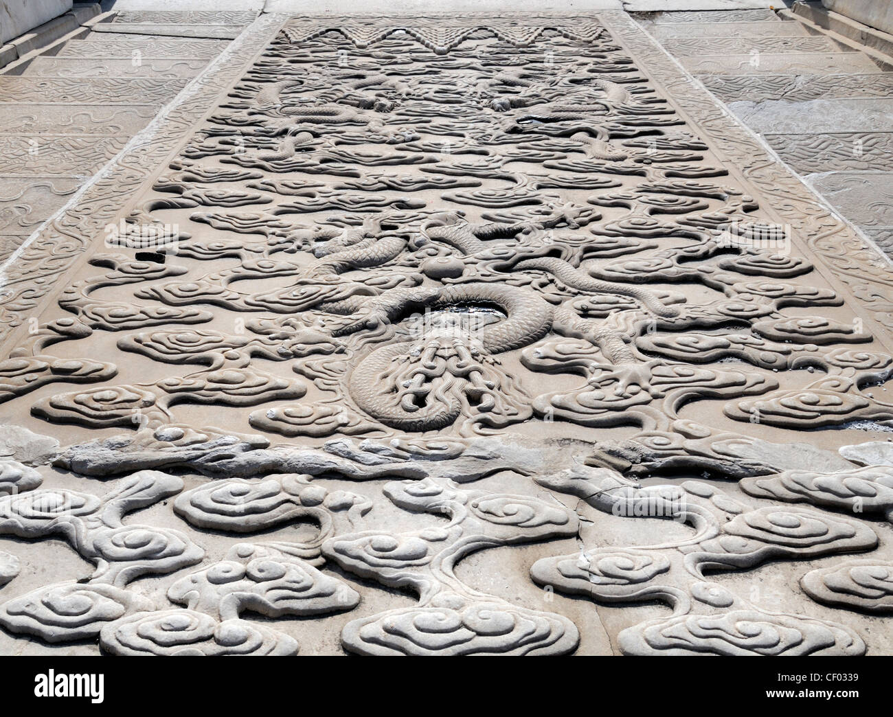 Rampa di marmo drago immagini e fotografie stock ad alta risoluzione ...