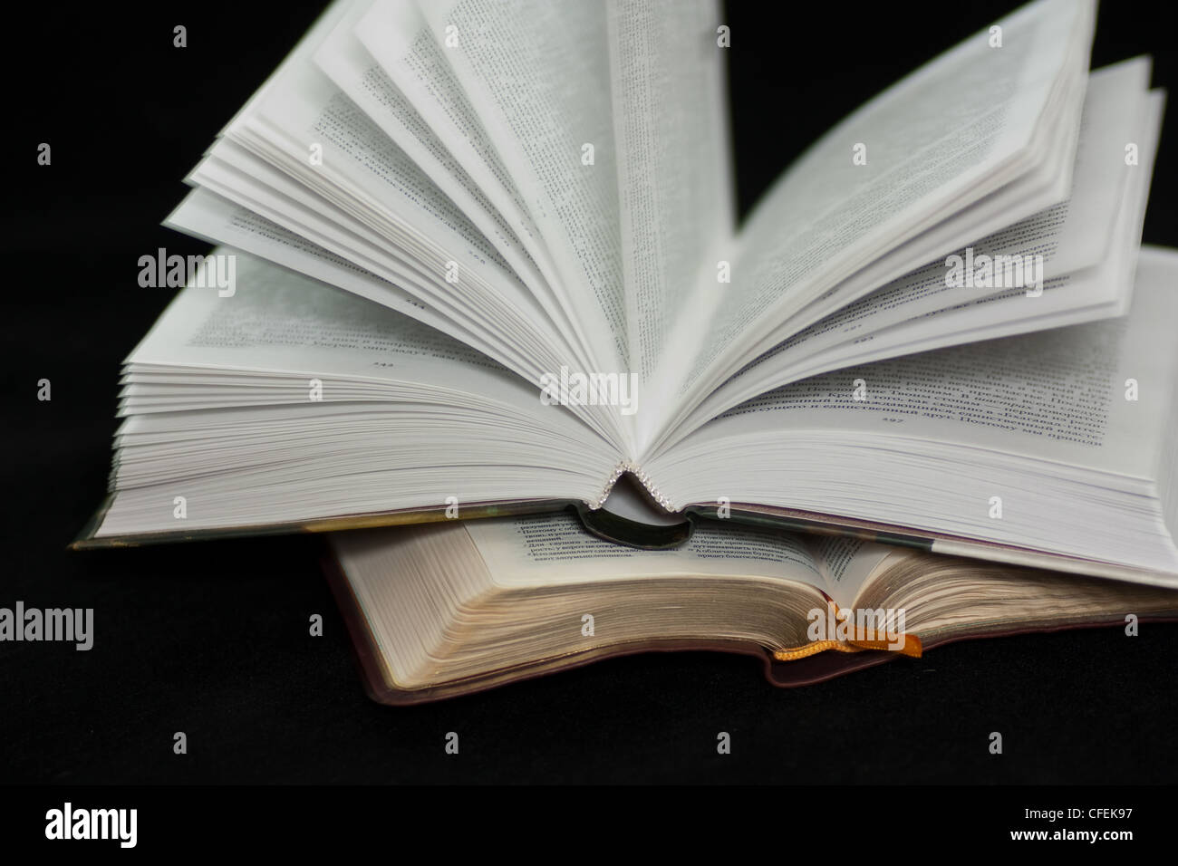 Due aperti immagini e fotografie stock ad alta risoluzione - Alamy