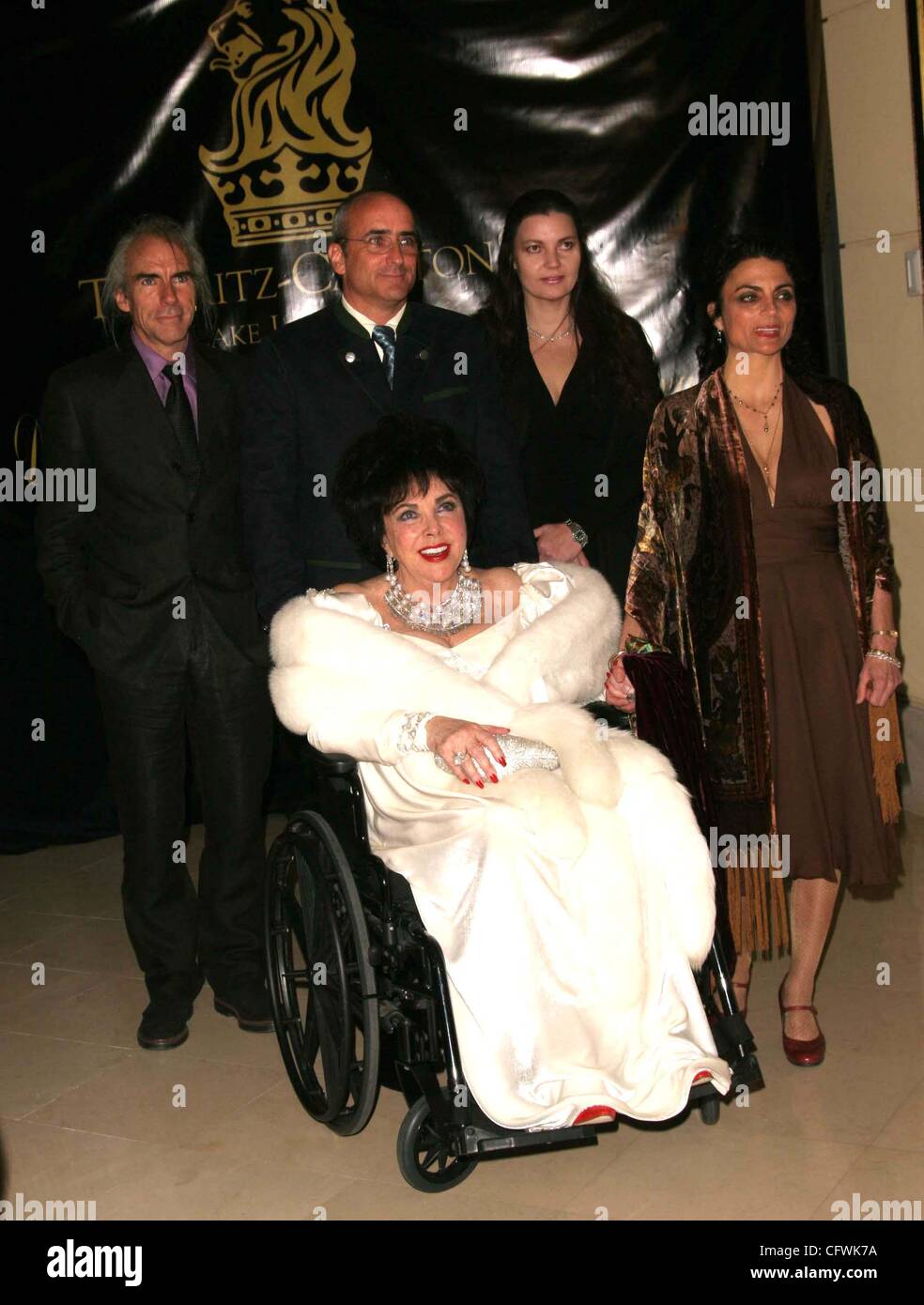 Elizabeth liza todd immagini e fotografie stock ad alta risoluzione - Alamy