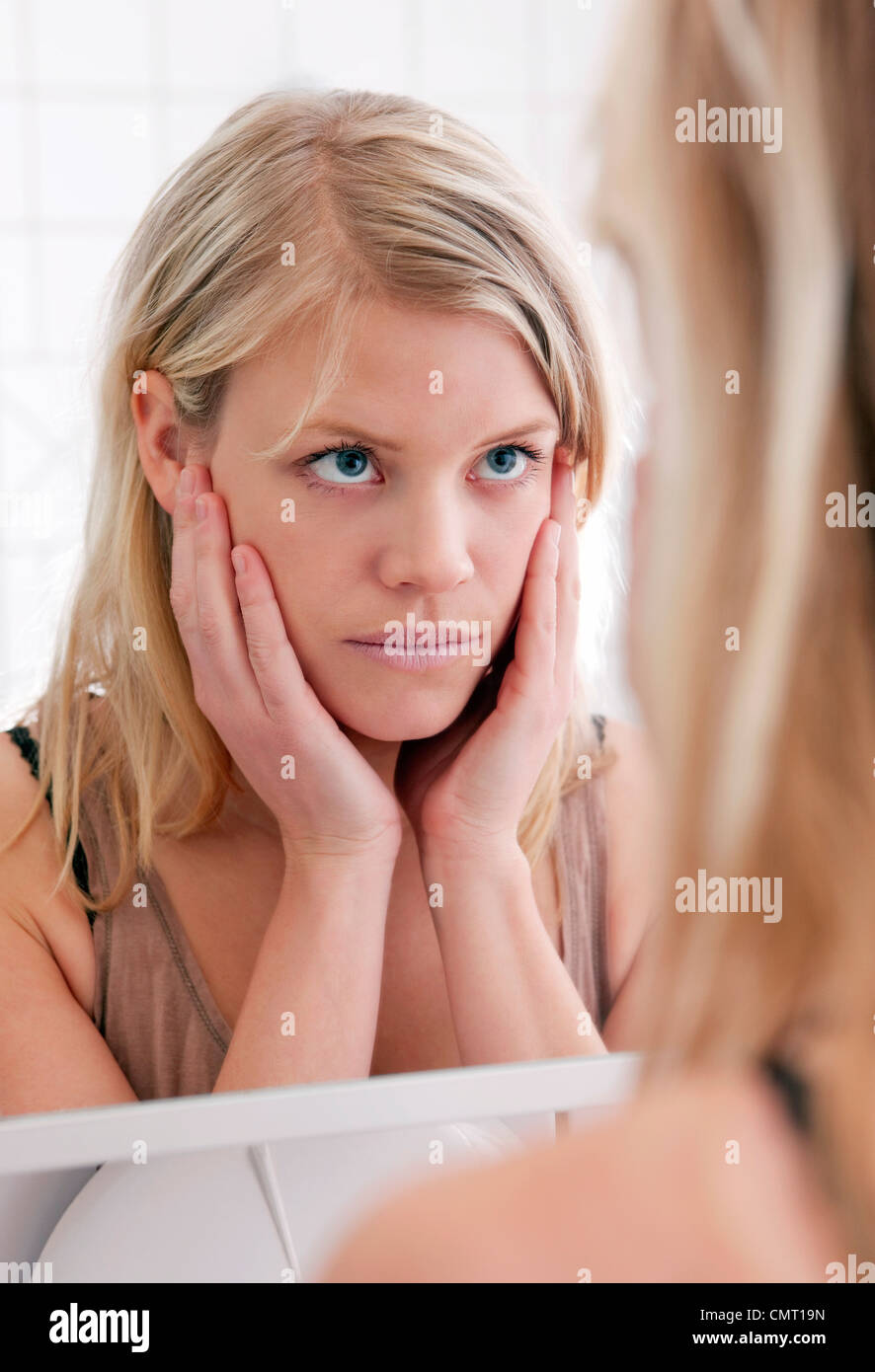 Specchio riflesso immagini e fotografie stock ad alta risoluzione - Alamy