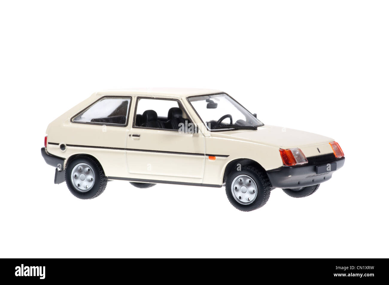 Auto su bianco immagini e fotografie stock ad alta risoluzione - Alamy