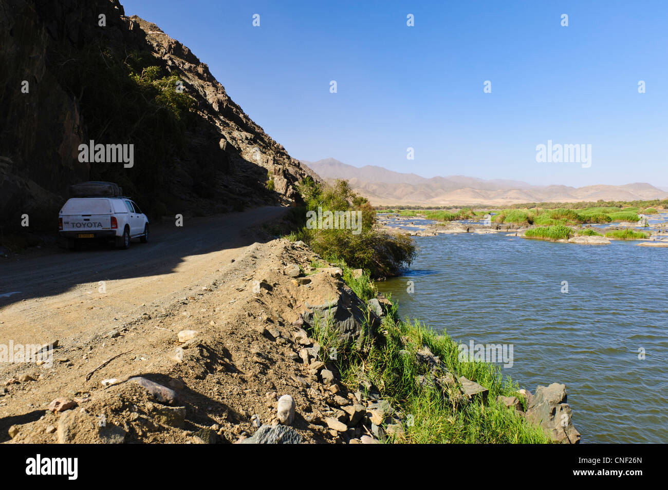 Quattro ruote motrici di ghiaia immagini e fotografie stock ad alta ...