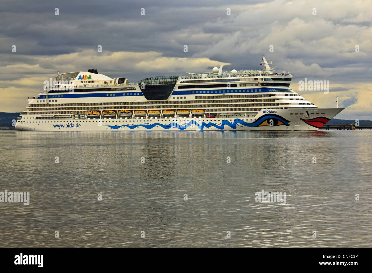 Aida aida luna immagini e fotografie stock ad alta risoluzione - Alamy