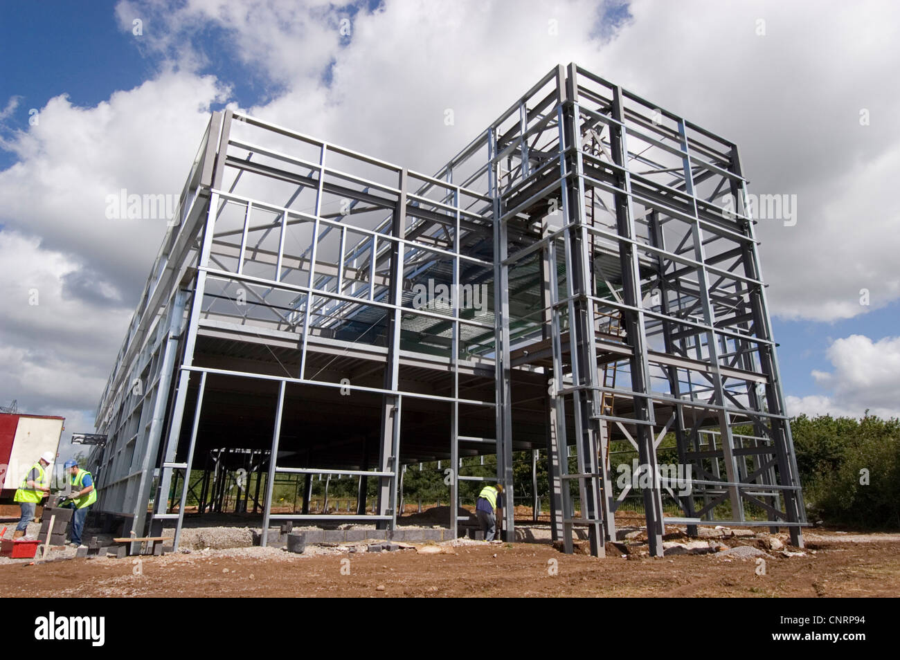 Telaio in acciaio edificio in costruzione Foto stock - Alamy