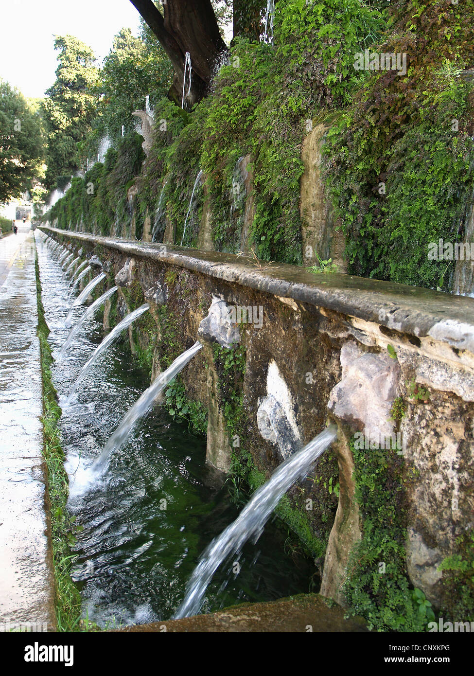 Le cento fontane immagini e fotografie stock ad alta risoluzione - Alamy