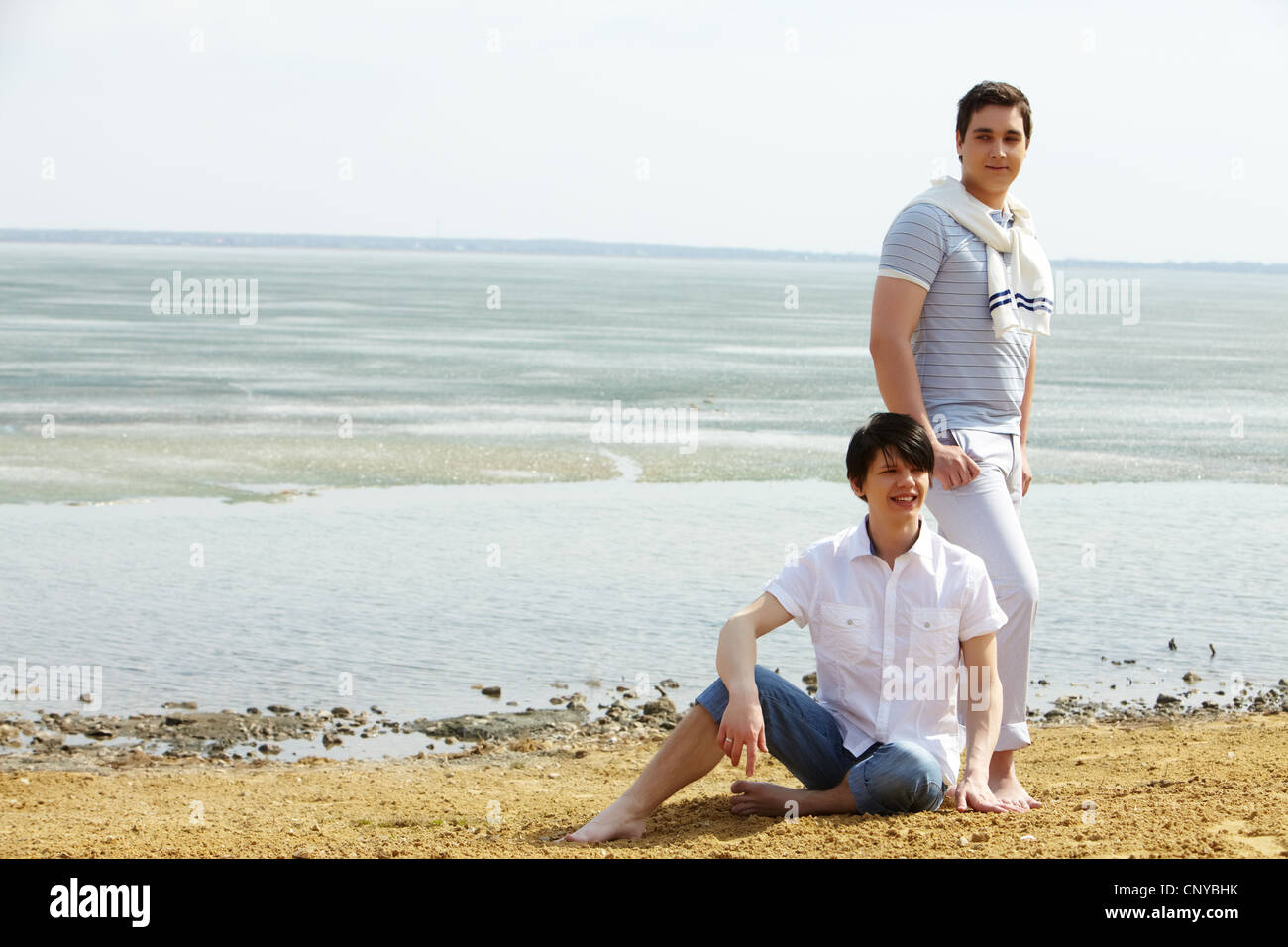 Ragazzi gay immagini e fotografie stock ad alta risoluzione - Alamy