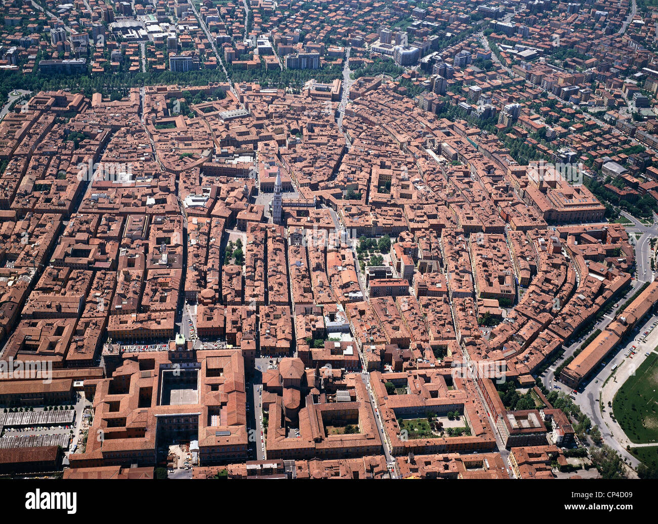Modena aerial view immagini e fotografie stock ad alta risoluzione - Alamy