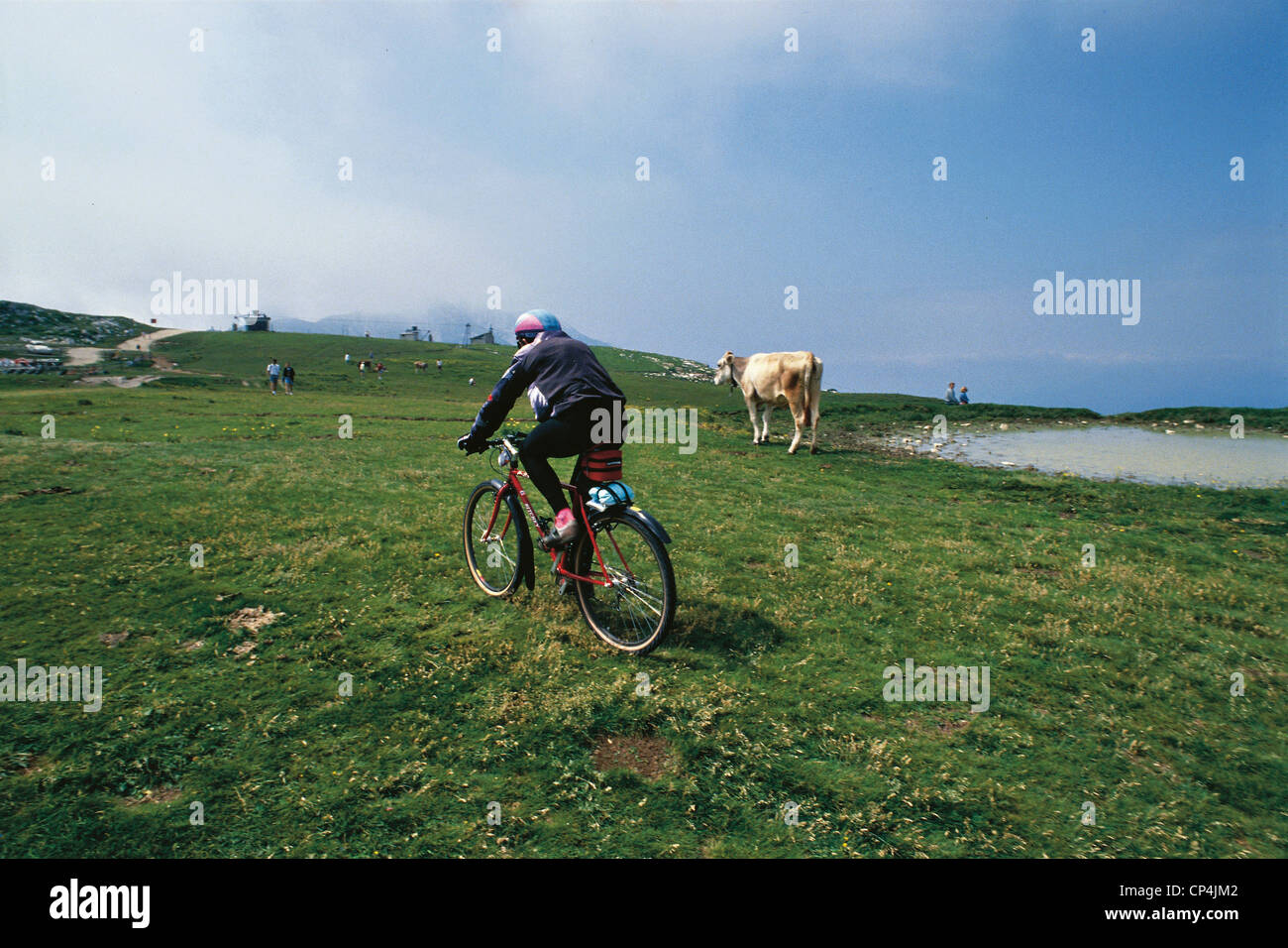 Monte baldo bike immagini e fotografie stock ad alta risoluzione - Alamy