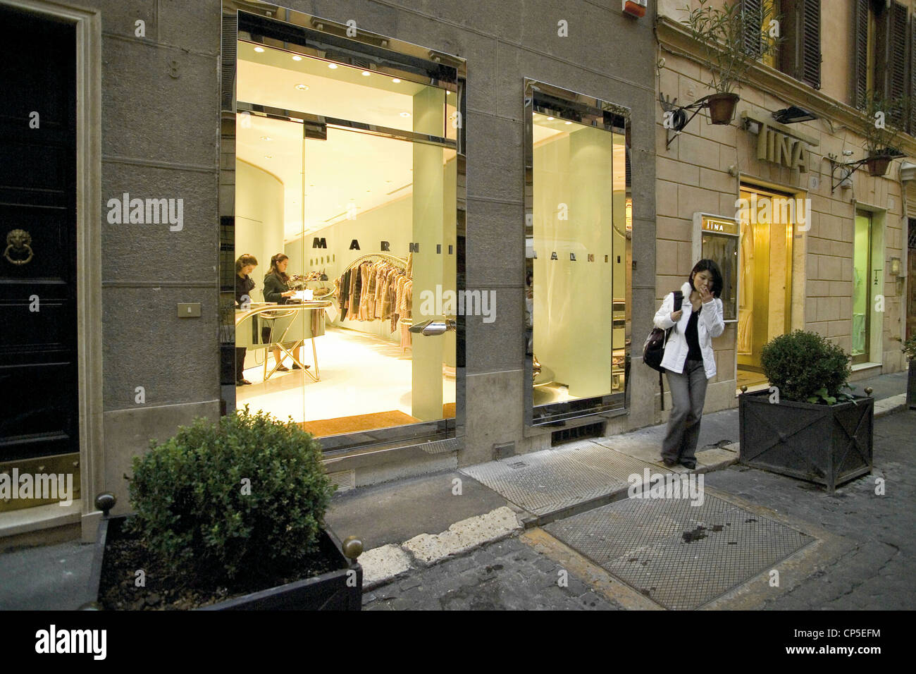 Via bocca di leone immagini e fotografie stock ad alta risoluzione - Alamy