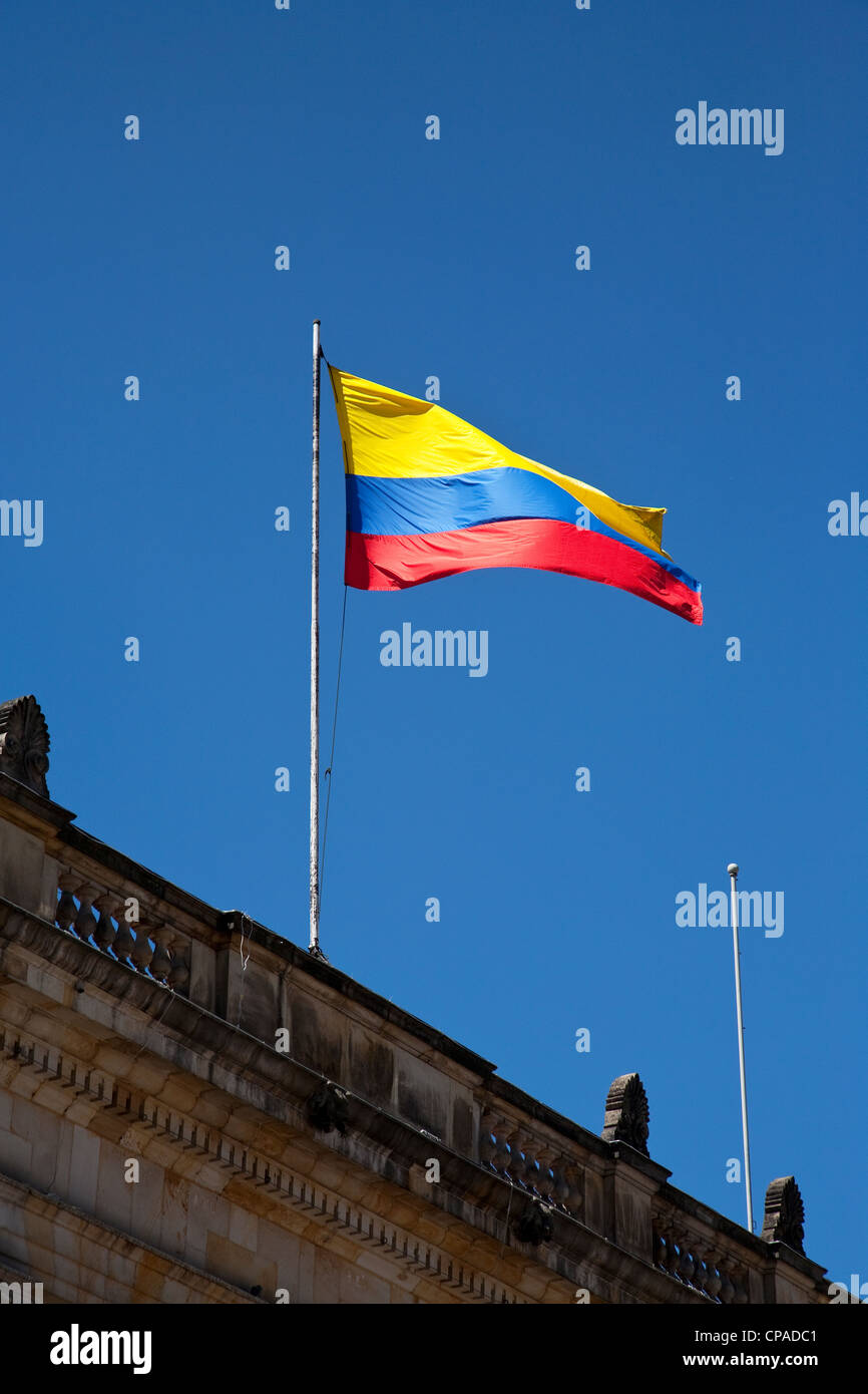 Bandiera colombiana immagini e fotografie stock ad alta risoluzione - Alamy