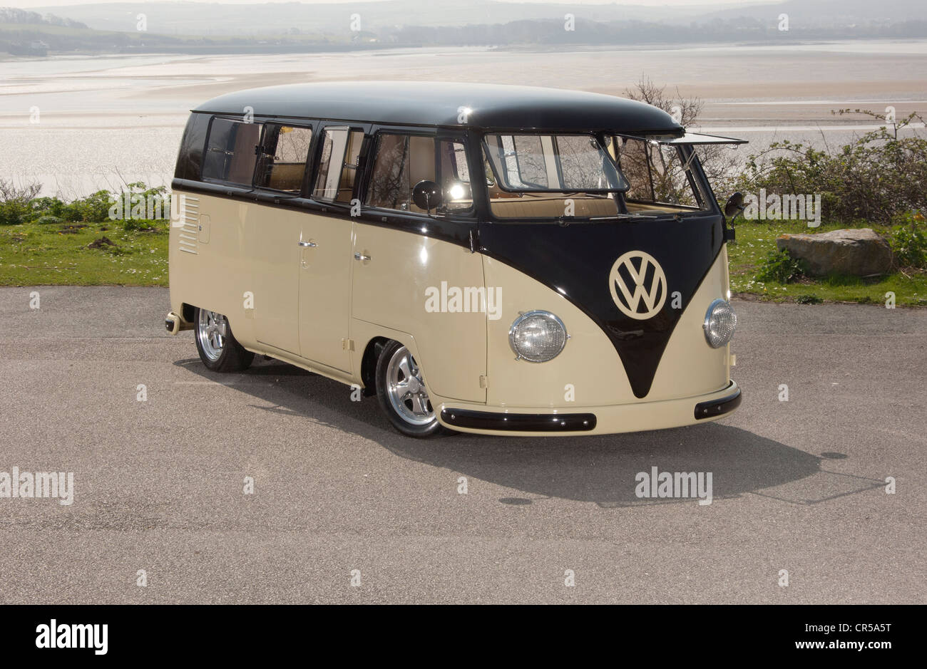 Volkswagen split screen campervan immagini e fotografie stock ad alta ...