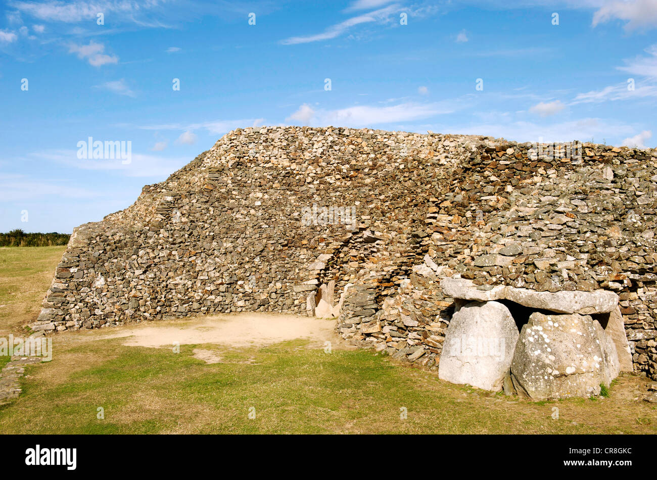 Barnenez tumulus immagini e fotografie stock ad alta risoluzione - Alamy