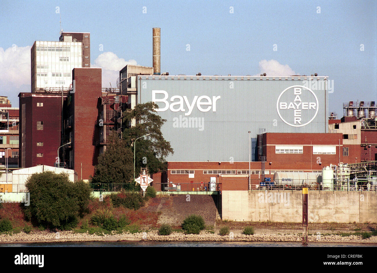 Bayer chemical factory leverkusen immagini e fotografie stock ad alta ...