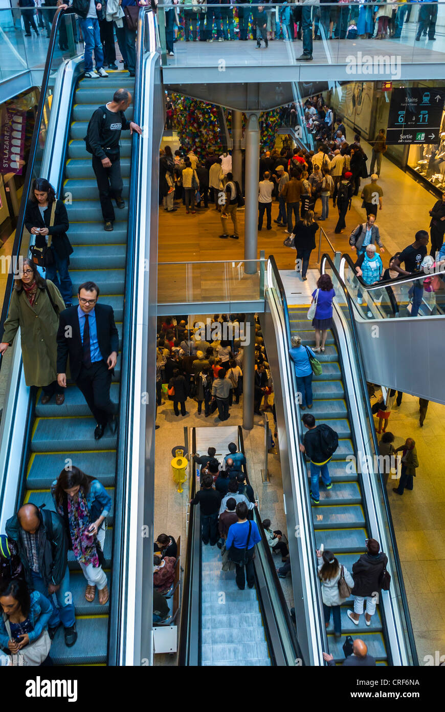 Nuova stazione ferroviaria rinnovata gare saint lazare immagini e ...