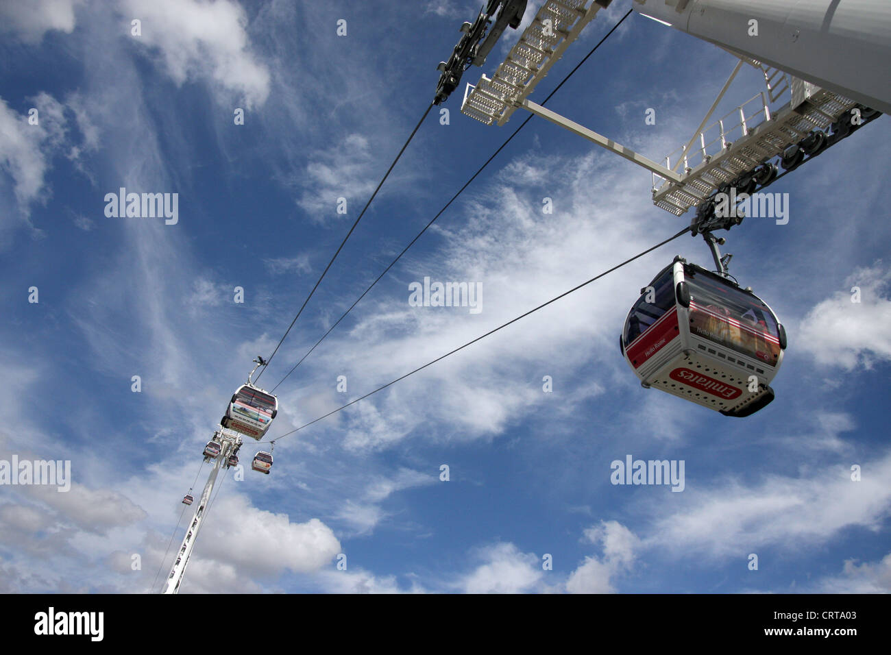 Emirati collegamento funivia immagini e fotografie stock ad alta ...