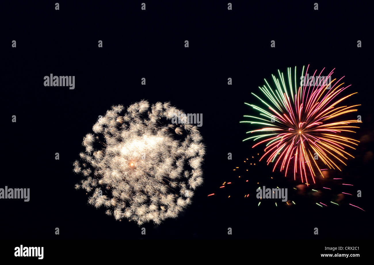 Celebrazione dei petardi immagini e fotografie stock ad alta ...