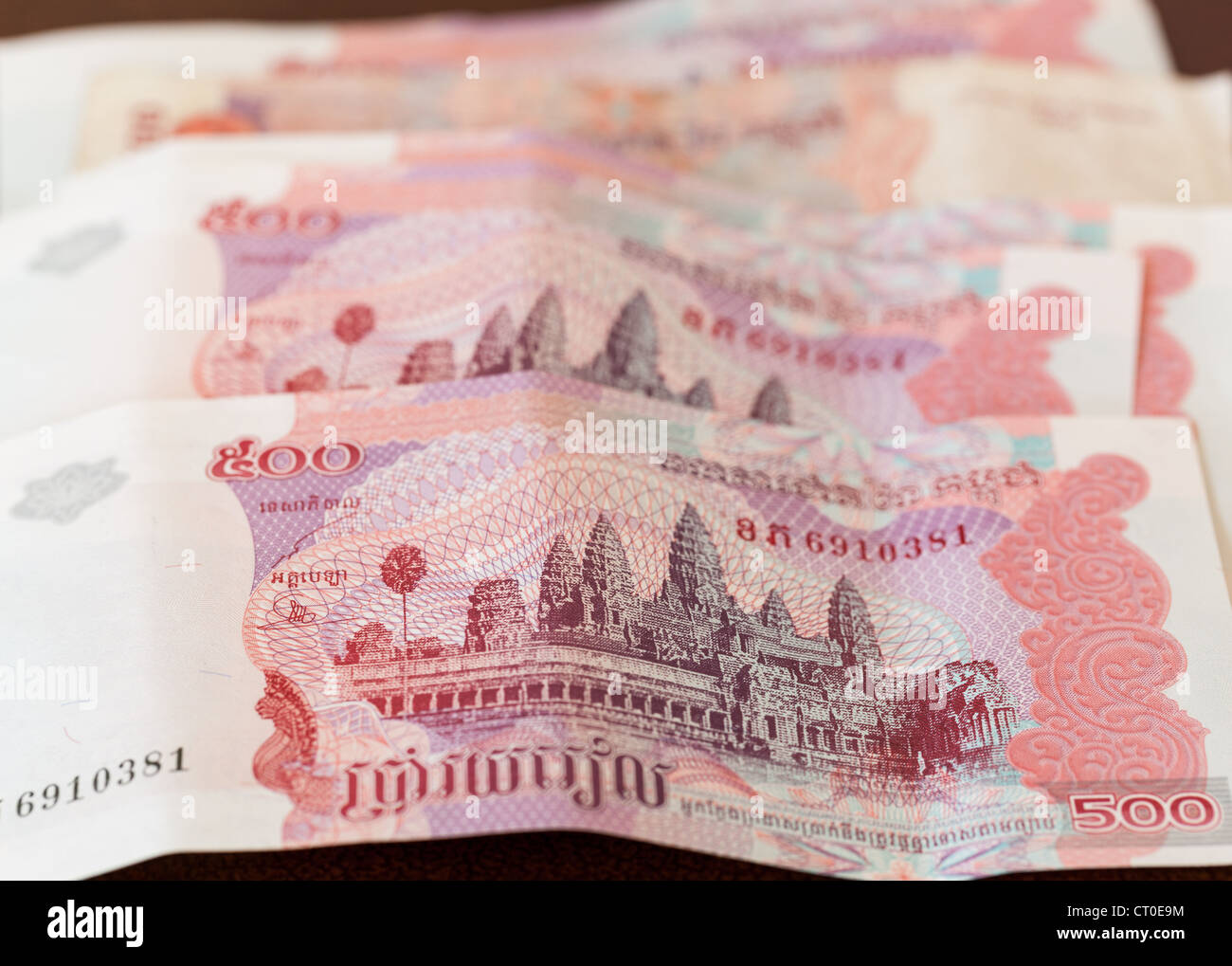 Banknote of cambodia immagini e fotografie stock ad alta risoluzione ...